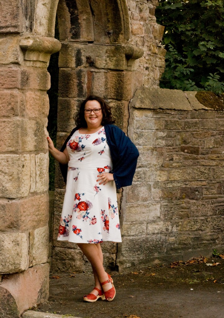 Simplicity 1606 - review - Purl and Seam